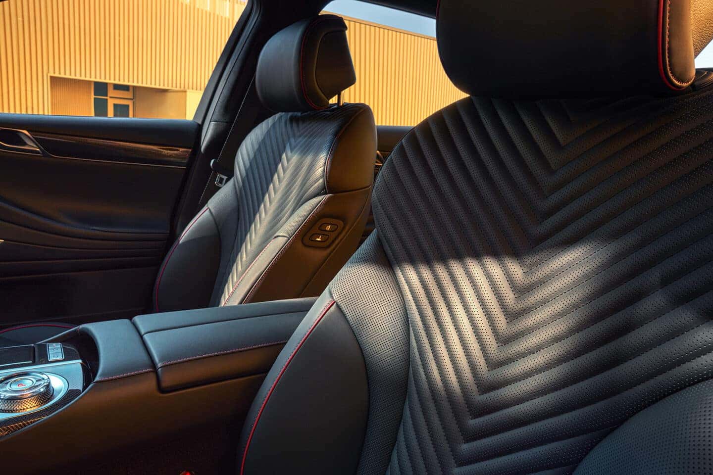 Compare Luxury Sedans | 2025 Genesis G80 vs 2024 VS 2023
