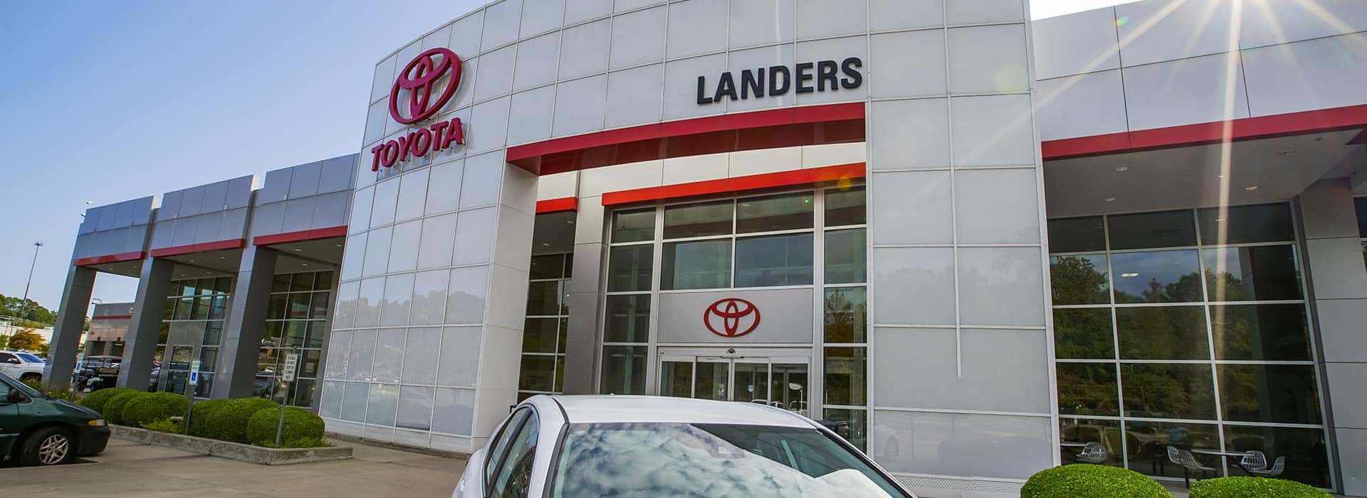 Landers Toyota | Luther Automotive