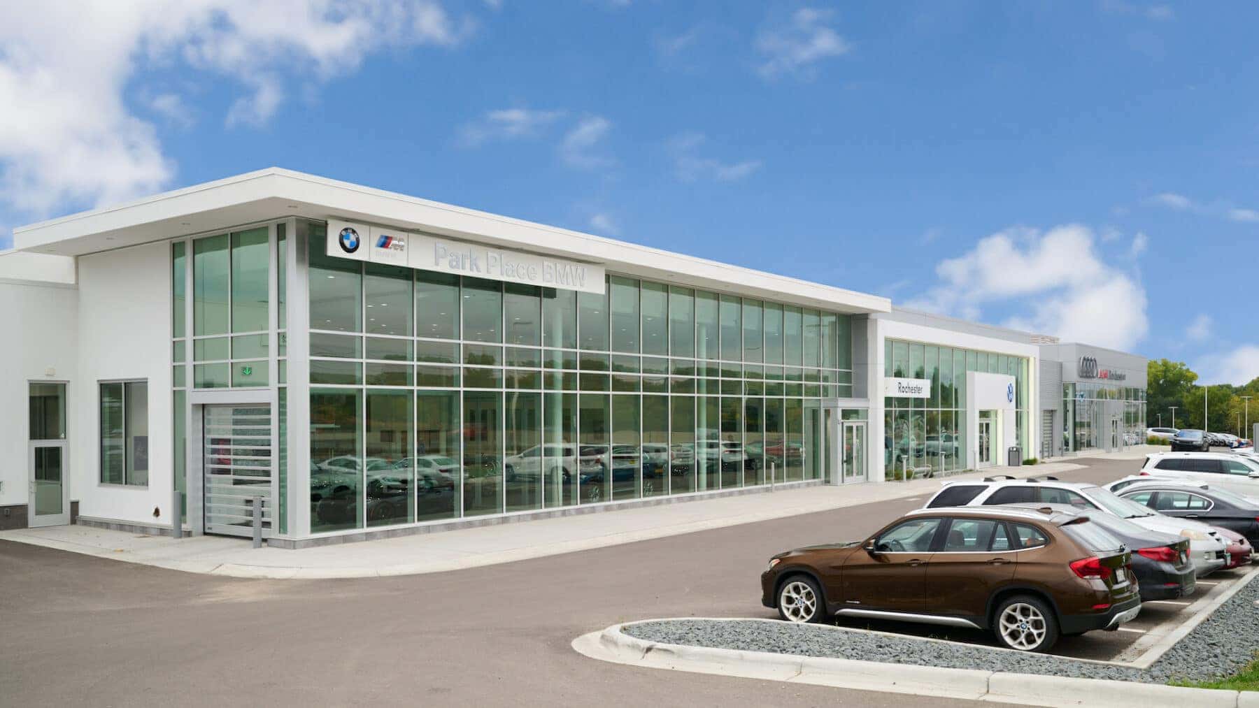 Luxury Finishes | Luther Automotive