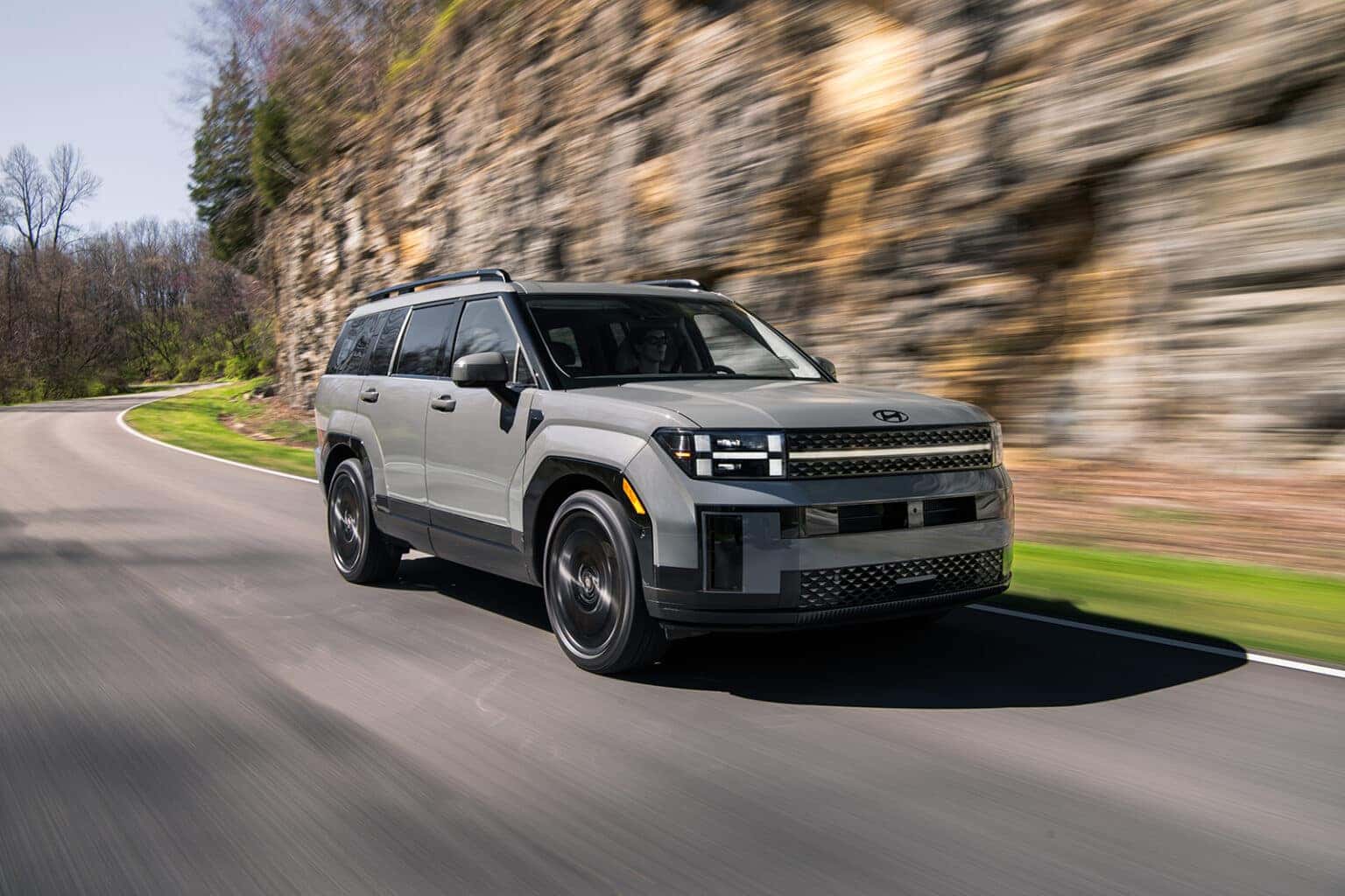 All-New 2025 Hyundai Santa Fe: The 3-Row SUV for Adventure Seekers